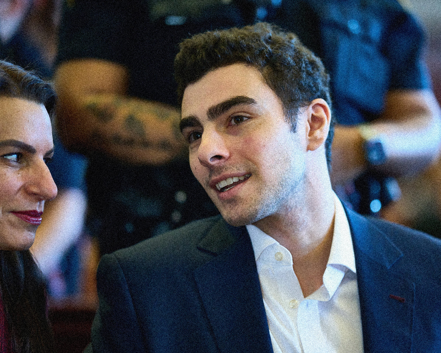 News: US judge dismisses murder, weapons charges against alleged CEO ...